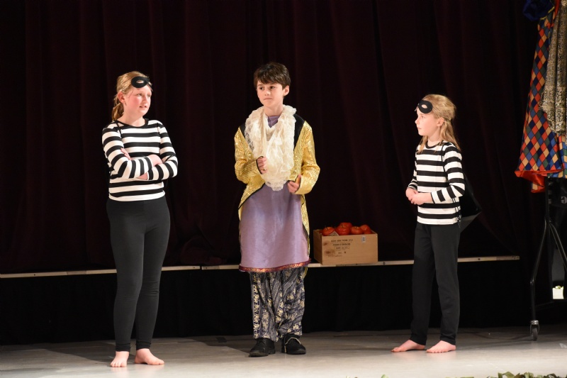 Sandroyd - Year 5 Play The Emperors New Clothes